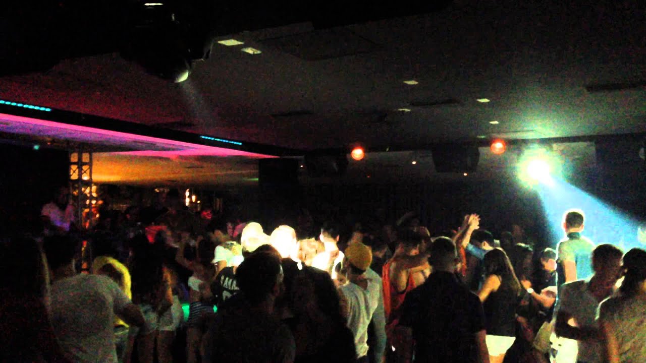 COCONUTS Rimini (002) - YouTube