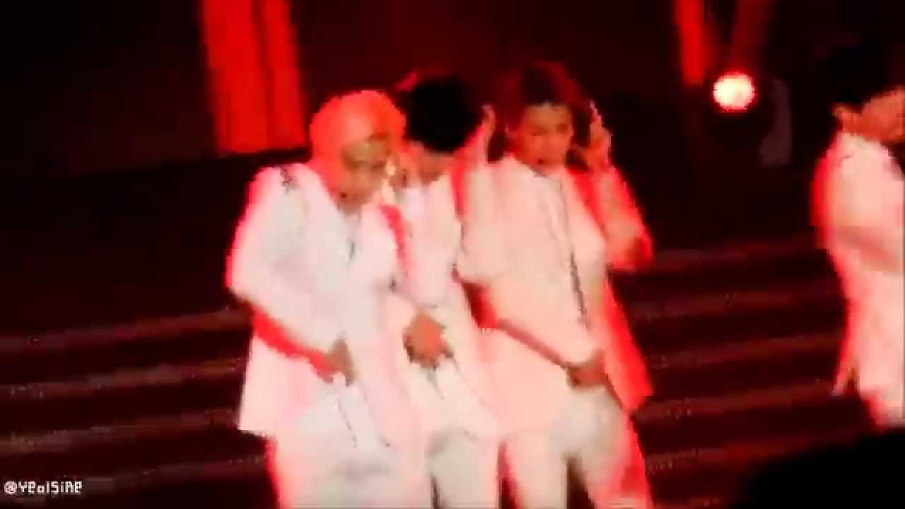 140831 EXO 중독 Overdose SUHO focus short @LOTTE FAMILY CONCERT - YouTube