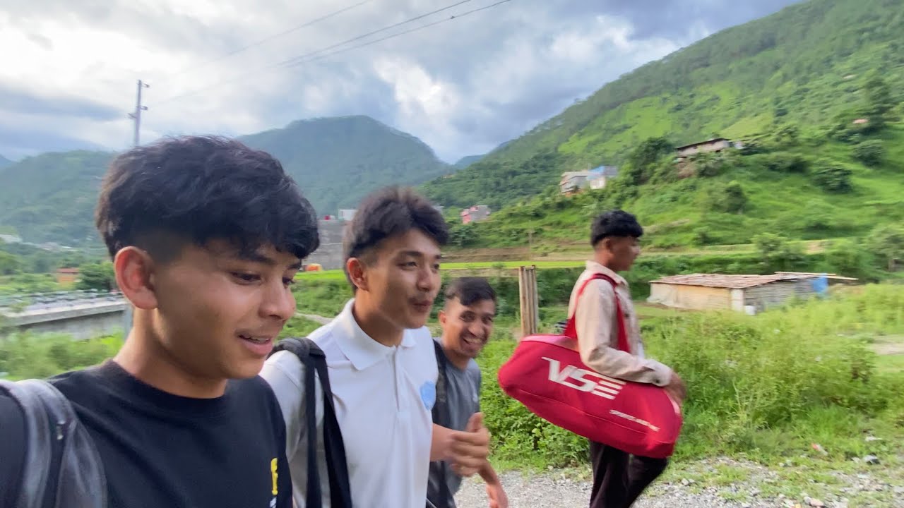 Hamro Hal ma game khalna pugiyooo - YouTube