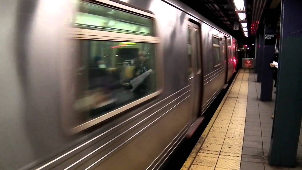R Train Arriving @ Queens Plaza Manhattan Bound - YouTube