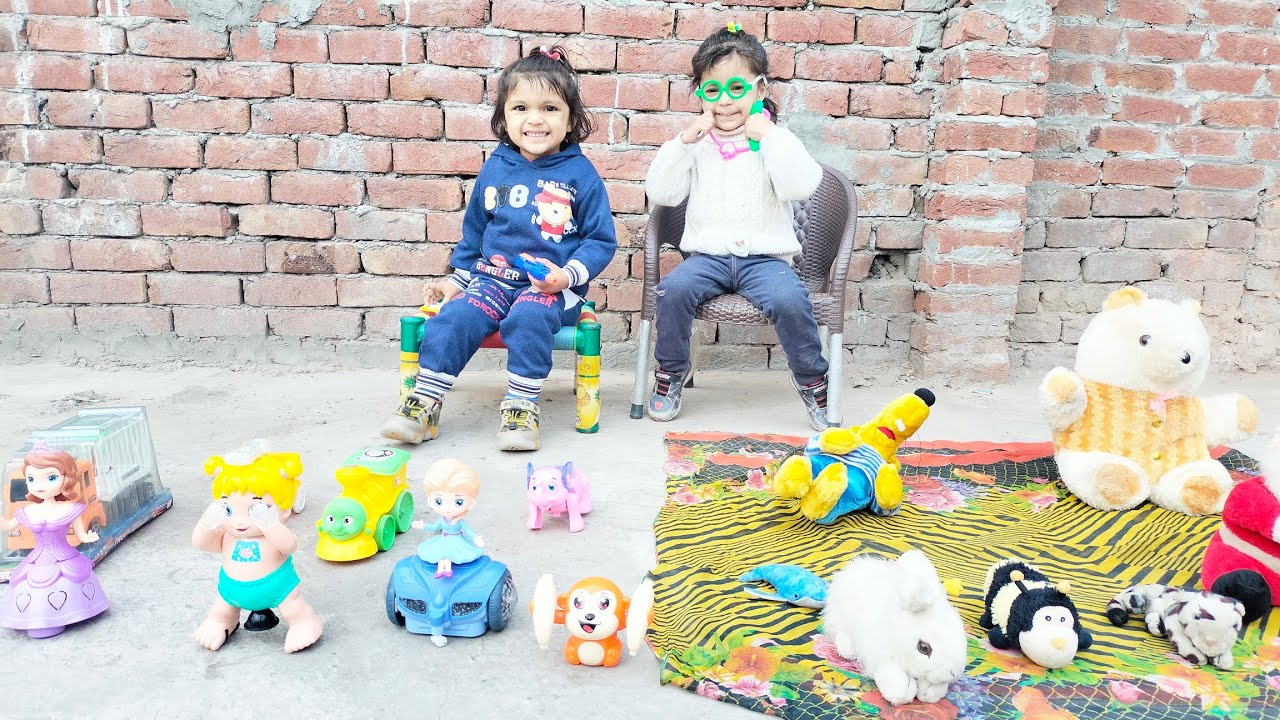 Kids playing with Doctor set ,,,,Zoya and Amna prented play with Doll ...