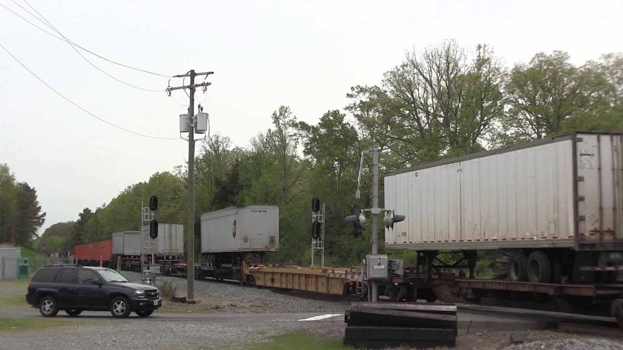 CSX Intermodal Q176 Elmont, VA 4/28/13 - YouTube