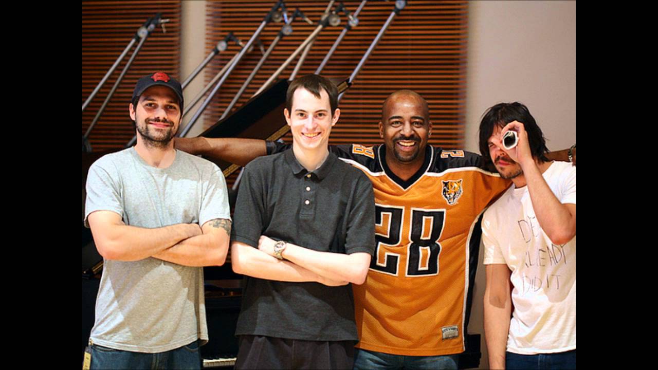 EYEDEA AND ABILITIES PERFORMS IN THE CURRENT STUDIOS - YouTube