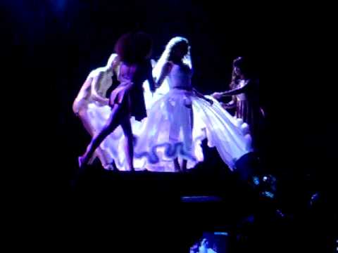 Beyoncé - Ave Maria (live @ Morumbi Stadium) - I Am...Tour Brazil - SP ...