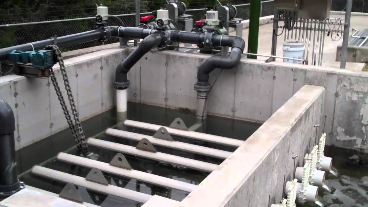 Steiner Ranch WCID 17 Five Star Disk Filter Operating - YouTube