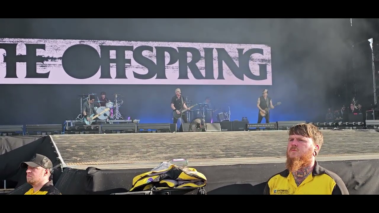 The Offspring at DOWLOAND Festival 2024-3 - YouTube