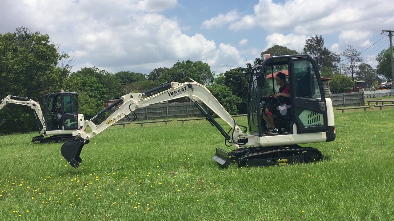 2017 Jobcat SM918 1.8 tons with Quick Hitch - YouTube