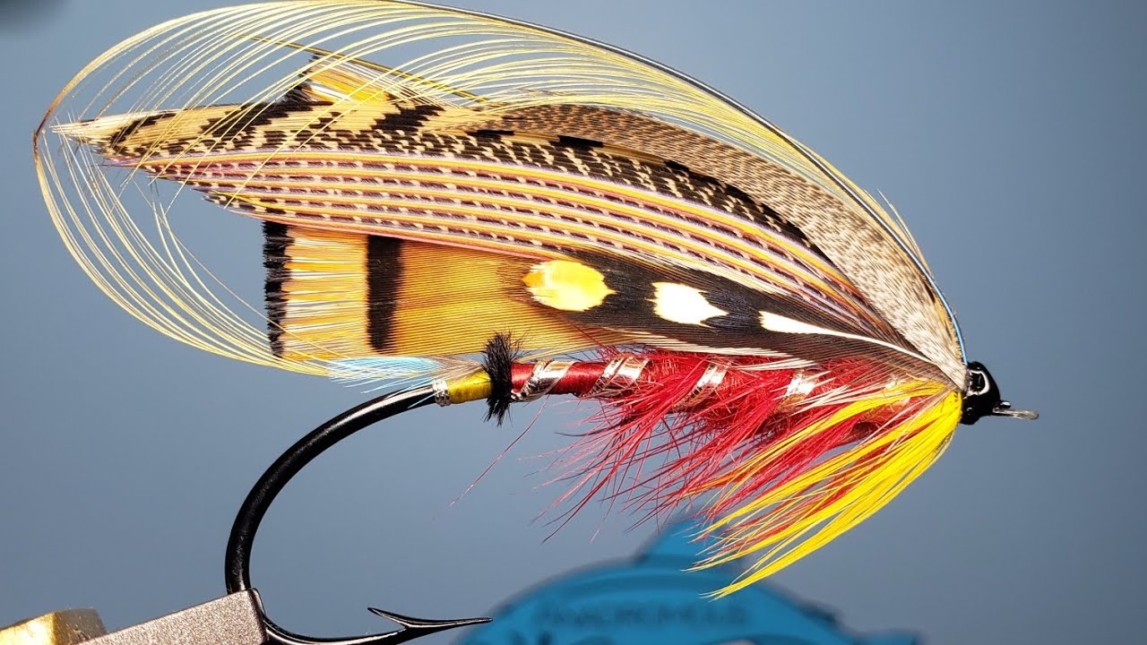 Dressing the Classic Salmon Fly "KATE" from Pryce-Tannatt: Part 2 - YouTube