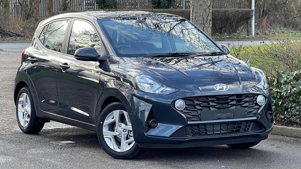 Brand New i10 SE Connect Walk-Around - YouTube