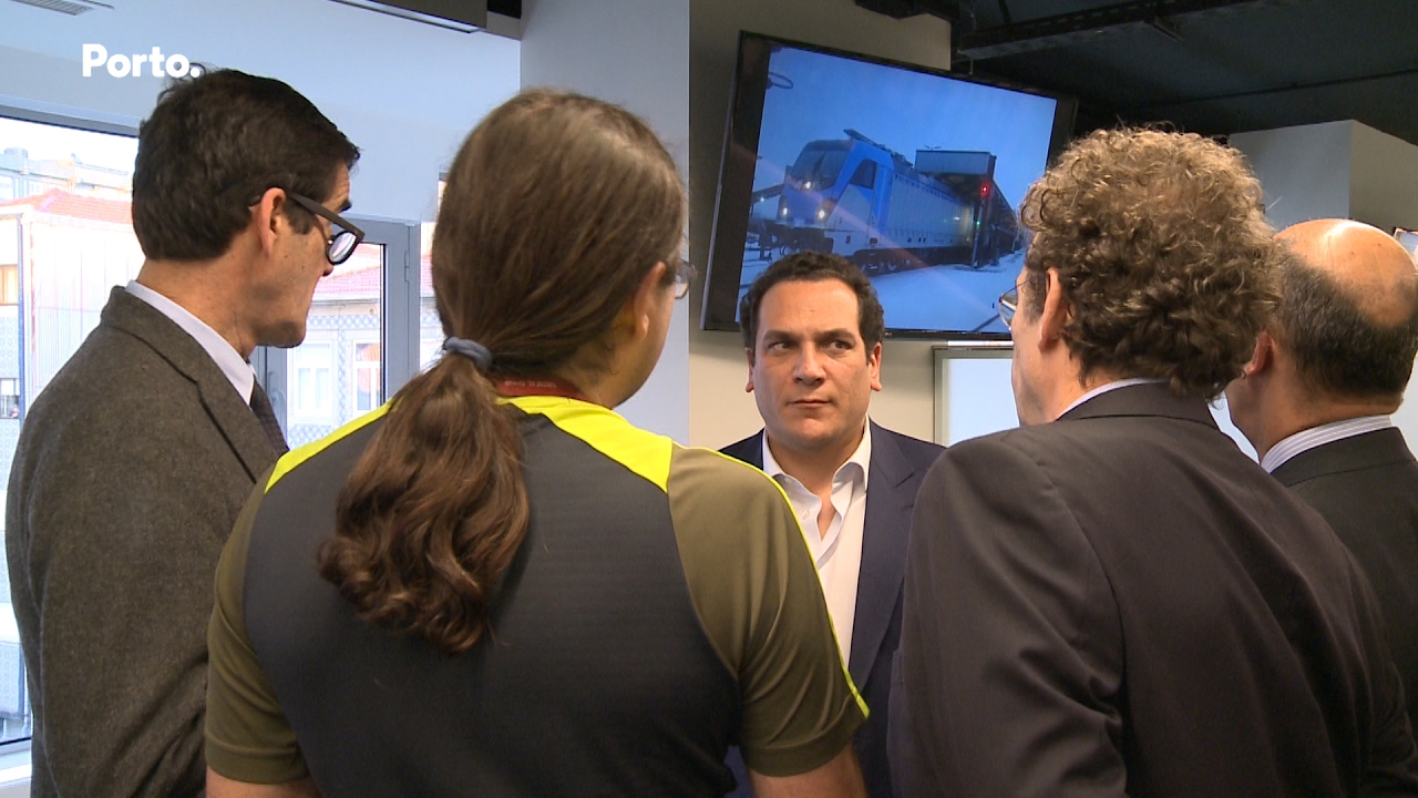 Critical Software instala-se no Porto - YouTube