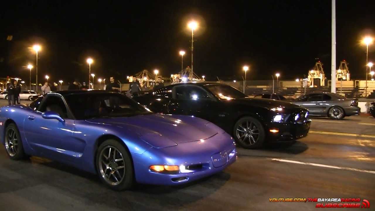 Mustang vs Corvette - YouTube
