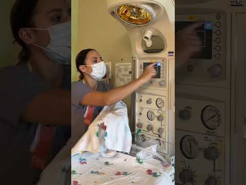 11 Things Your Nurse Does When You Give Birth!!