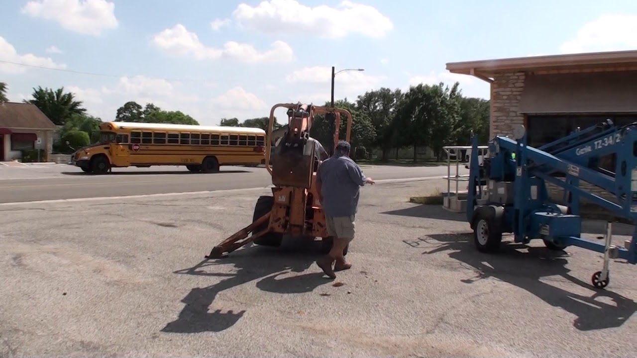 Allmand Bros. Backhoe Model TLB-425ESL, Diesel Lot 18 - YouTube
