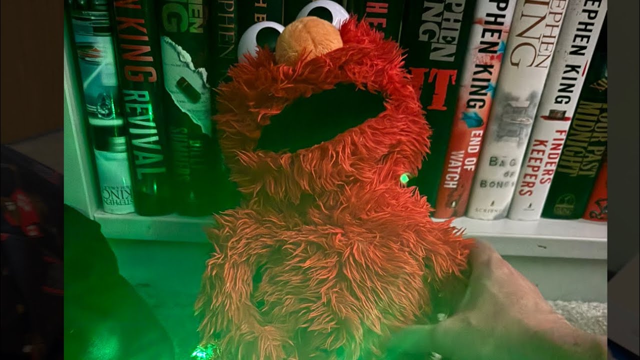 Talking Elmo interactive Ghost Hunting Trigger Object REN POD - YouTube