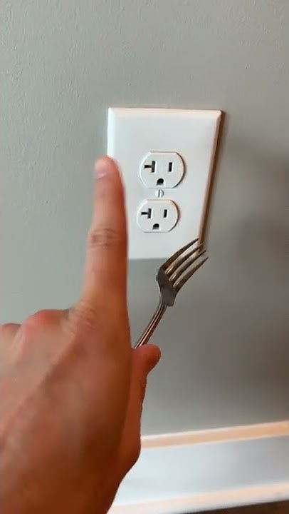 The proper way to use a fork… - YouTube