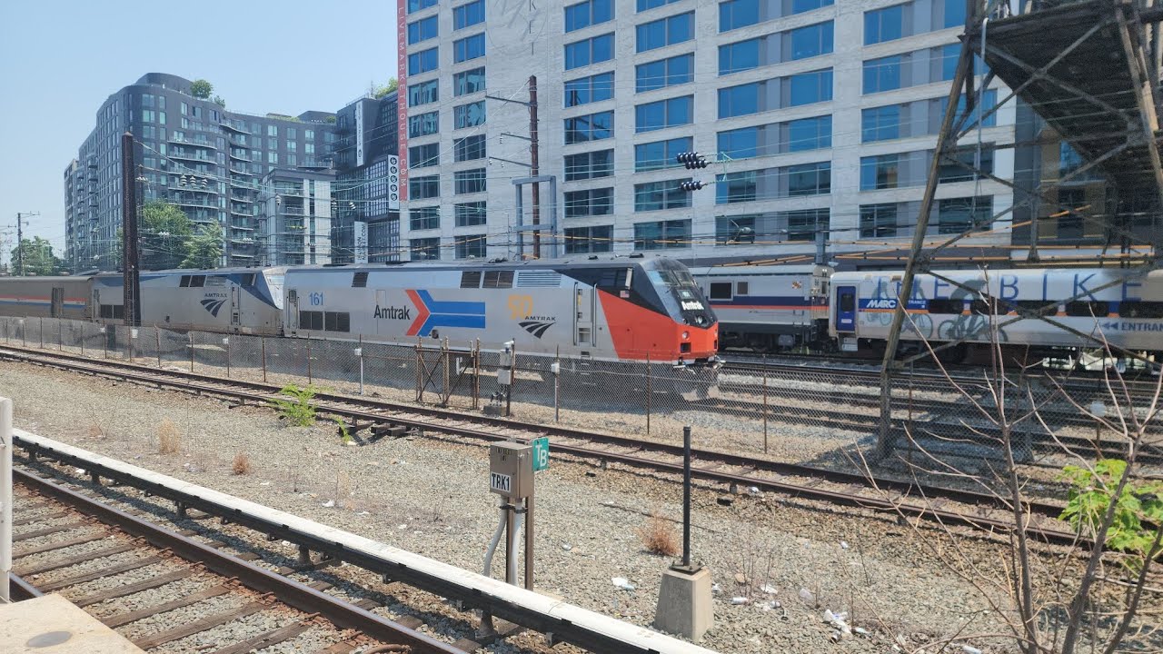 Amtrak Phase I heritage P42DC 160 leads Capitol Limited Train 30 in DC ...