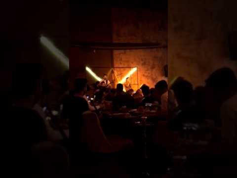 İpek Mert - Dedikodu  (Fabrikas Cafe)