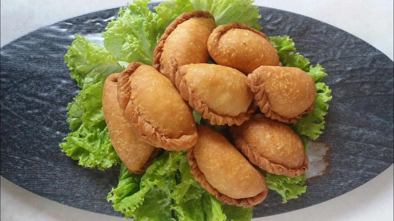 This empanada taste good even after a day or 2 - YouTube