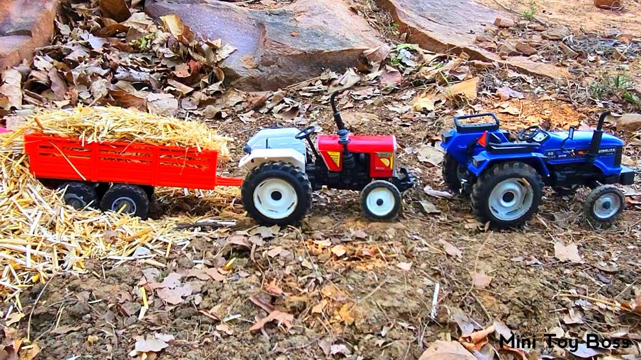 Eicher 241, 25 HP Tractor Stuck In Mud Fully Loaded Cow Chaff Pulling ...