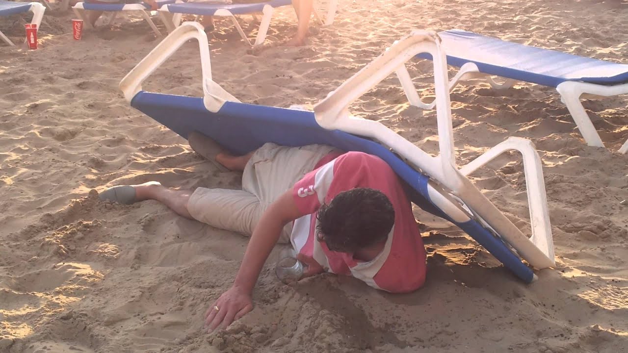 DRUNK IRISHMAN IN BENIDORM. - YouTube