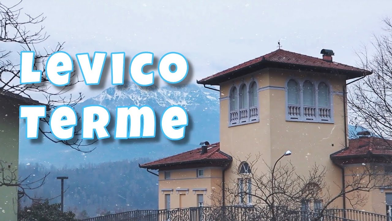 I Mercatini di Levico Terme, la CITTÀ del LEGNO! - YouTube