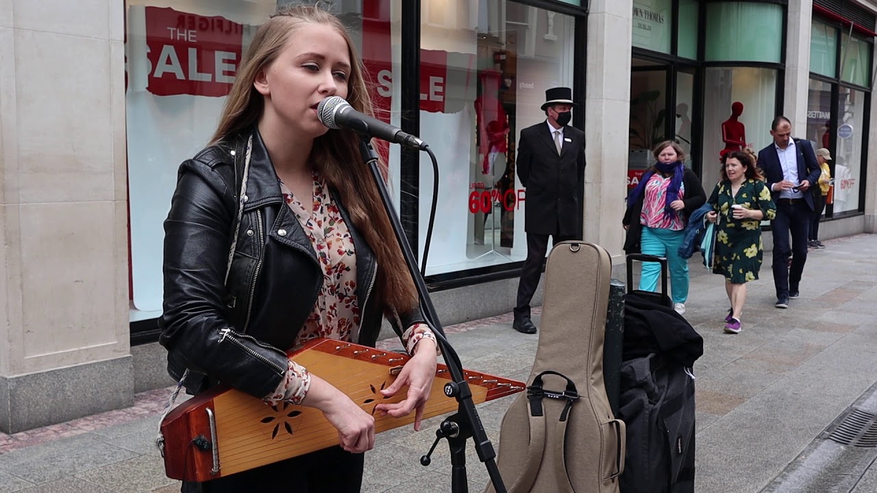 Introducing Vetra performing with her Kankles "You've Got The Love ...