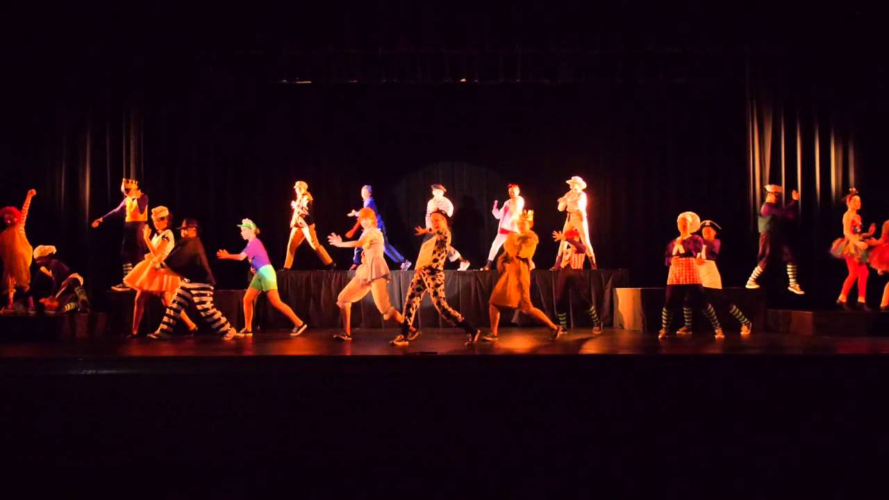 Wonka's Wonderland - Augustus Gloop is a Nincompoop - YouTube