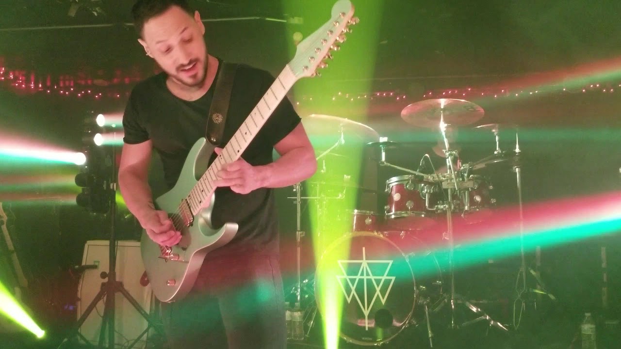 Angel Vivaldi live Pub Rock Scottsdale Az 12/08/2018 - YouTube