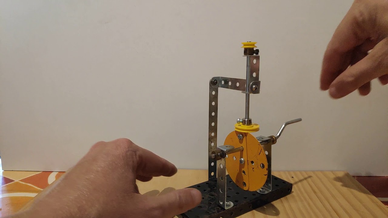 Rueda excéntrica y seguidor - YouTube
