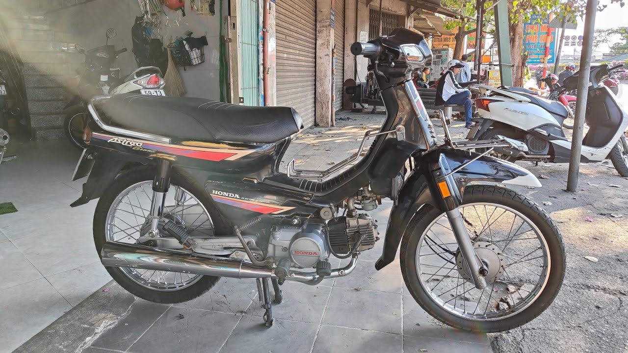 #đãbán Honda Astrea Grand nhập indo bstp chất xe zin mộc khá máy cực ...