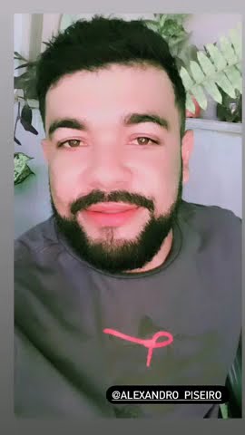 Alexandro piseiro ao vivo - YouTube
