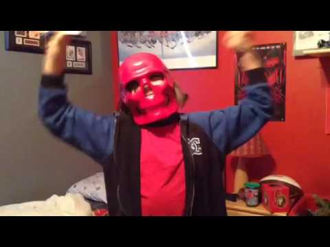 Red skull vs blue scull - YouTube