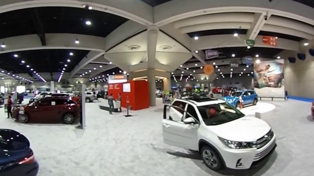 360° View VR Virtual Reality San Diego International Auto Show Toyota ...