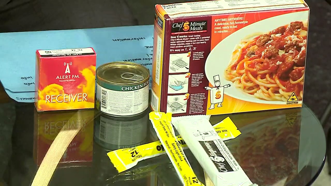 Packing a Hurricane Preparedness Kit - YouTube