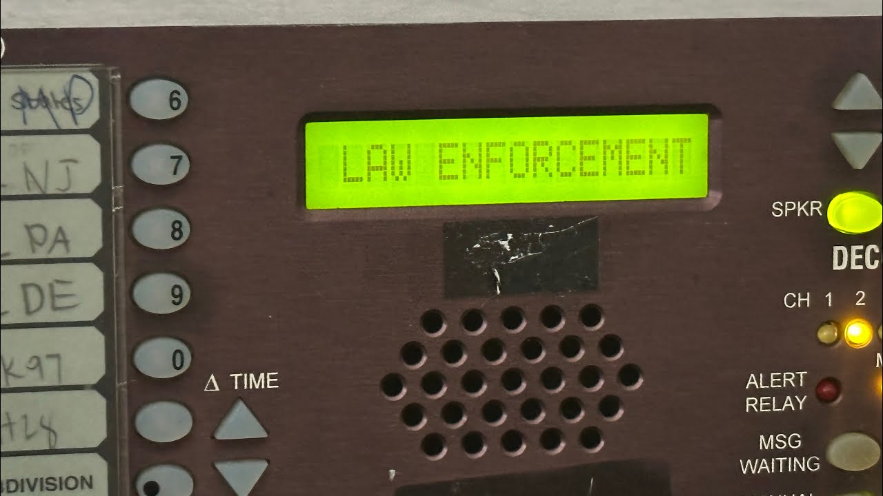LAW ENFORCEMENT WARNING on WXCY-FM [EAS #1,041] - YouTube