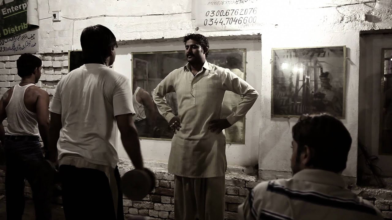 Layyah Gold Gym. Bodybuilding HD 1080p - YouTube