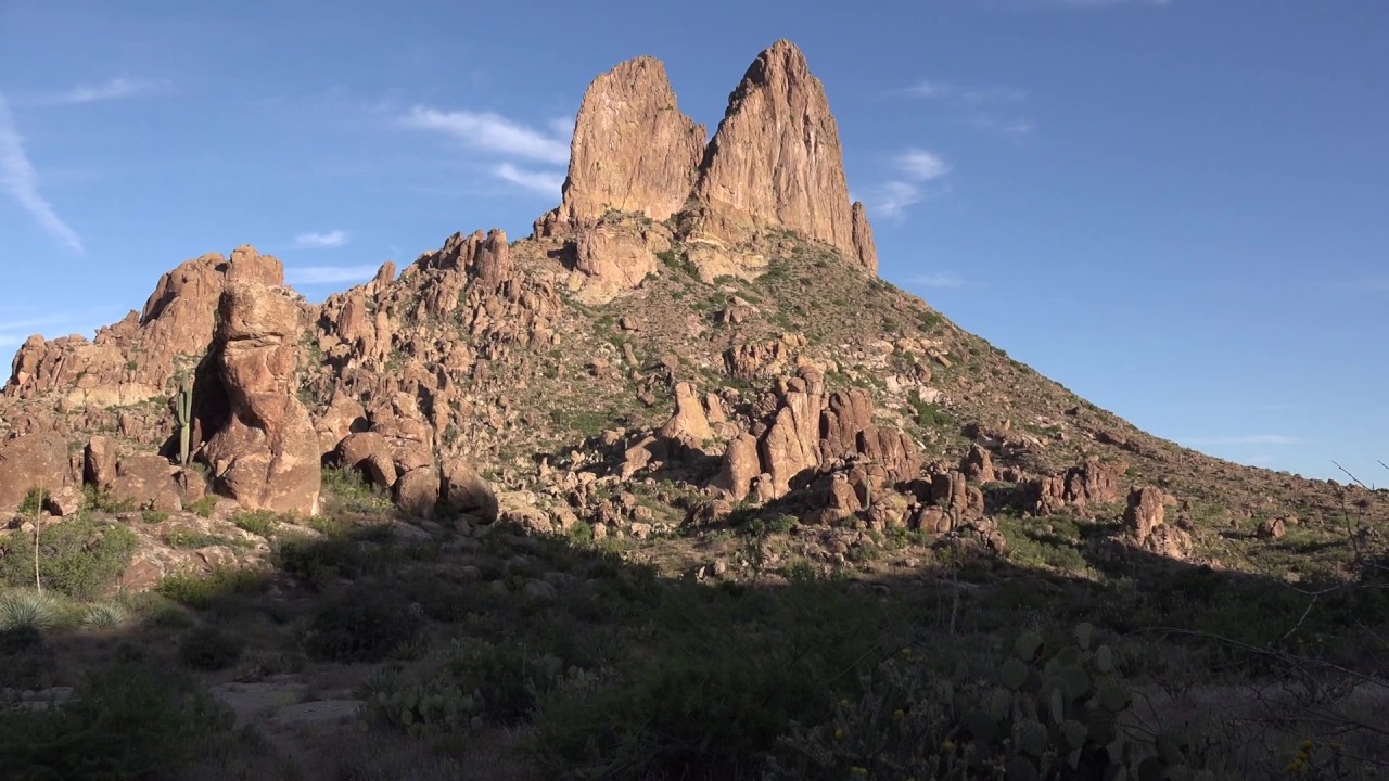 Hiking to Weaver's Needle and Fremont Peak - Superstition Mountains, AZ ...