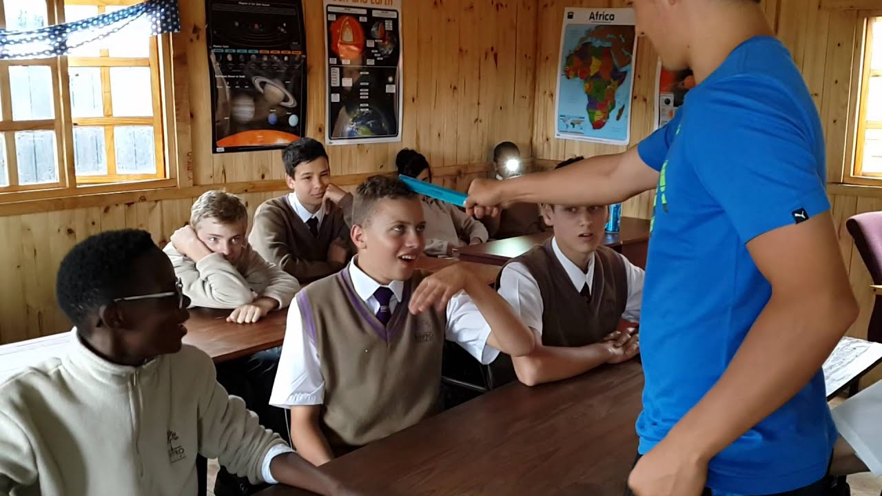 EMPRO Academy's super Gr 9 klas - YouTube