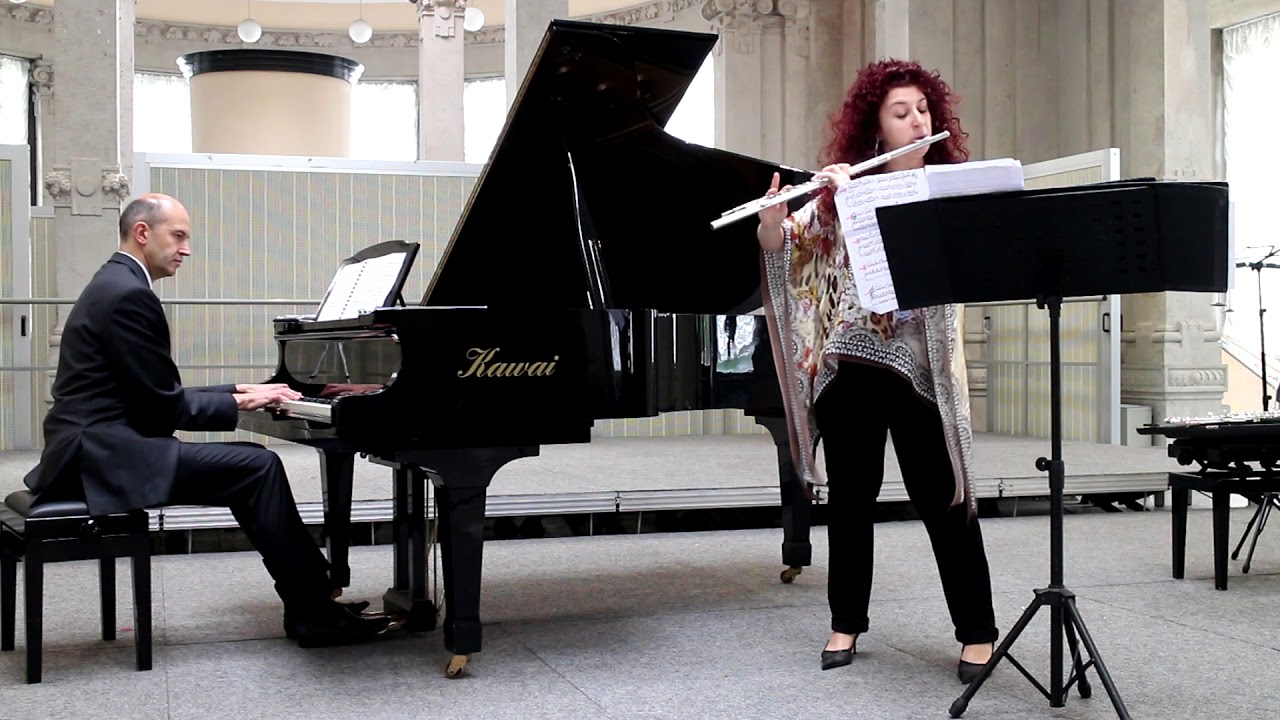 Schulhoff - Flute Sonata - Antonella Bini, flute - Gabriele Rota, piano ...