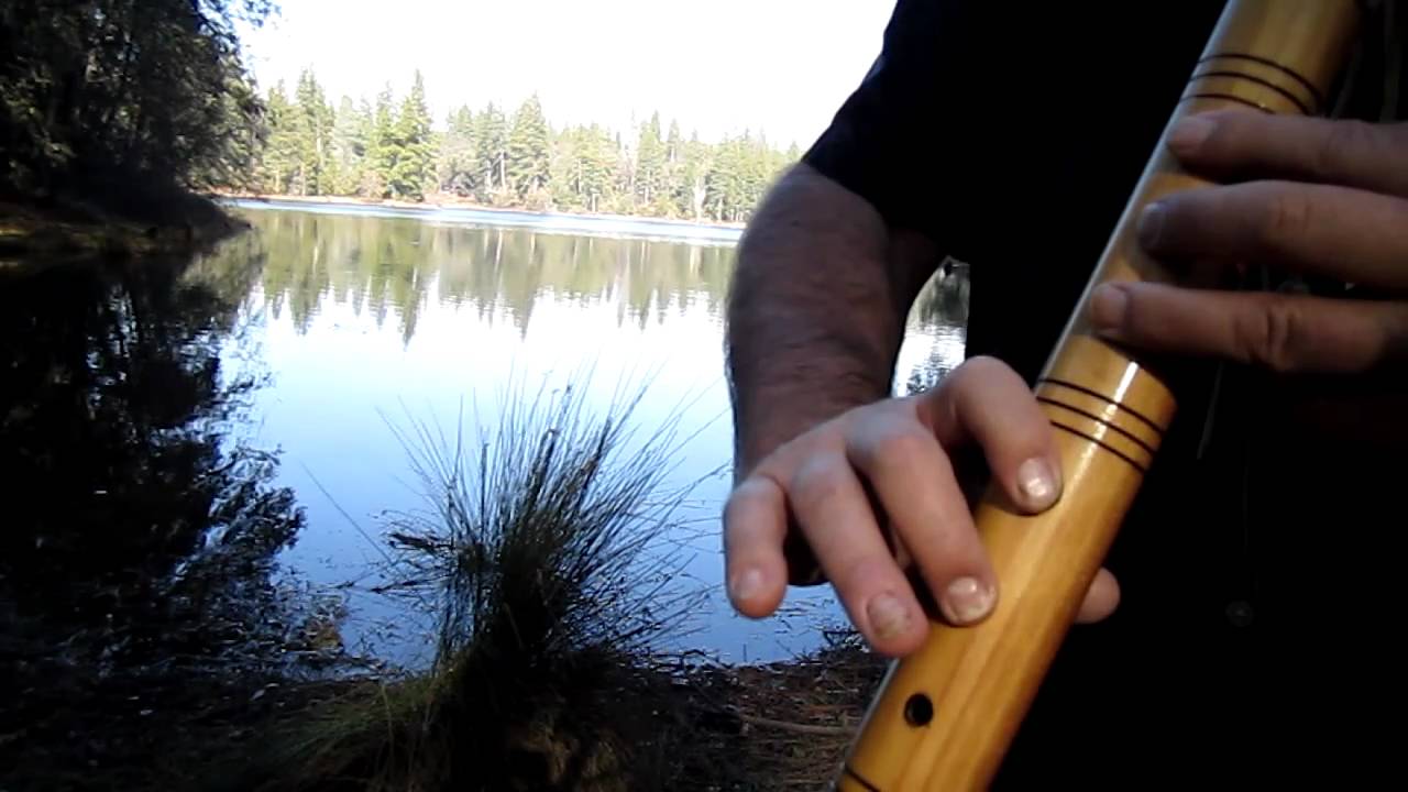 Another Beautiful NA-Flute tune at the Lake "Soaring On" - YouTube