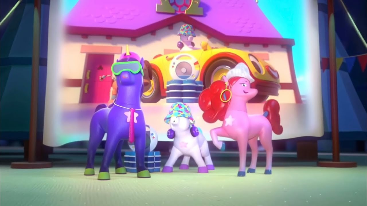 Noddy, Toyland Detective - Naughticorns in the Stables (French) - YouTube