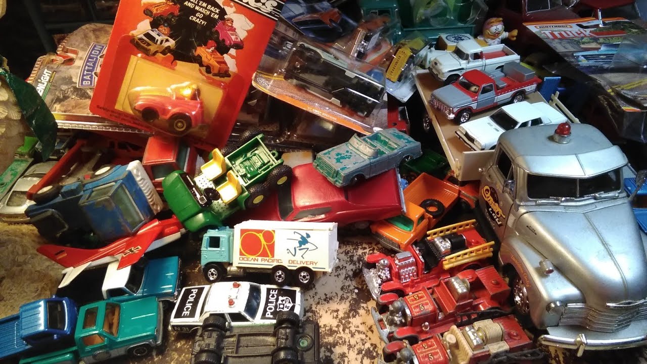 2023 Yogi's Toy & Die-cast Show Part 2 - YouTube