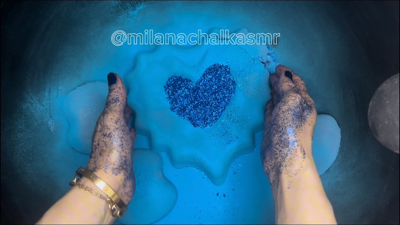 Asmr-blue heart gym chalk 💙💙#oddlysatisfying #explore #asmr - YouTube
