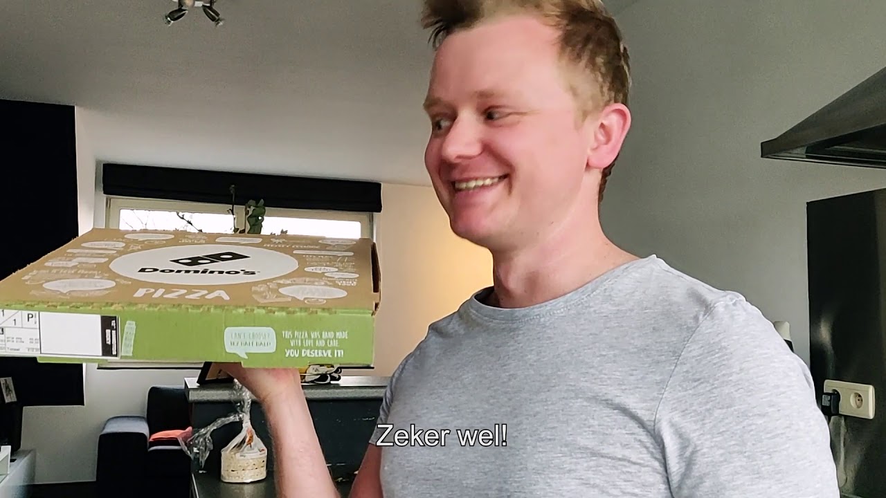 Lockdown cooking - De Bicky pizza - YouTube