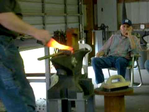 Clay Smith forging a gun barrell - YouTube