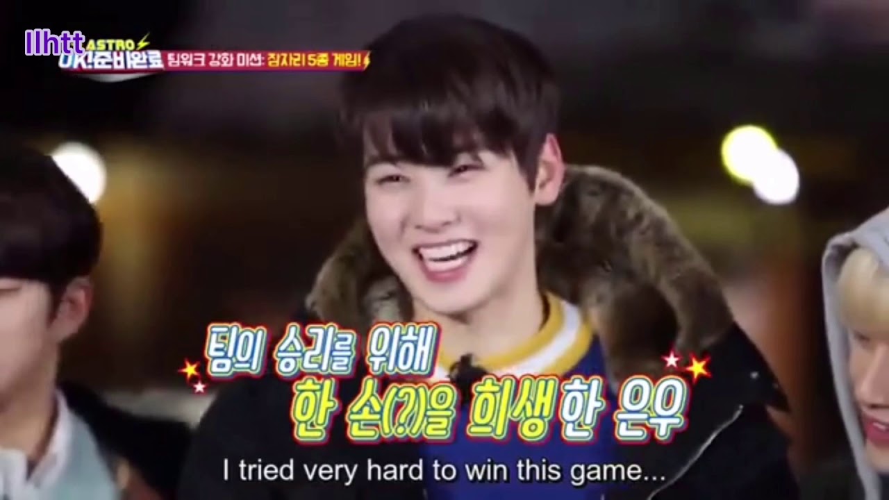 ASTRO CHA EUNWOO BEING SCARED FOR 5 MINUTES - YouTube