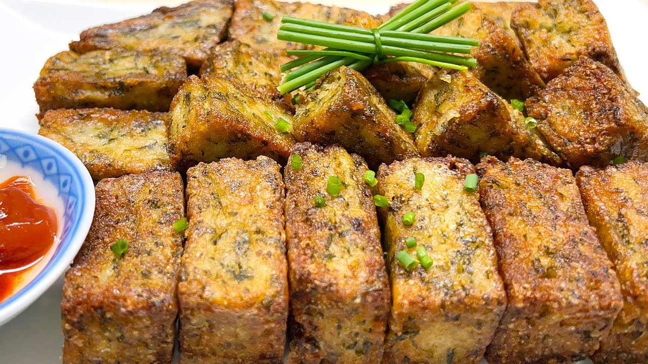 Bánh Hẹ Hấp Chiên Giòn - Fried Steamed Chive Cakes - YouTube