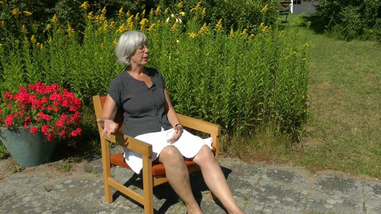 A brief introduction to Martinus and his works (Mary McGovern) - YouTube