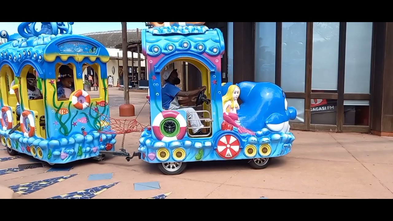 Kids train rides at uShaka Marine World, Durban🇿🇦 - YouTube