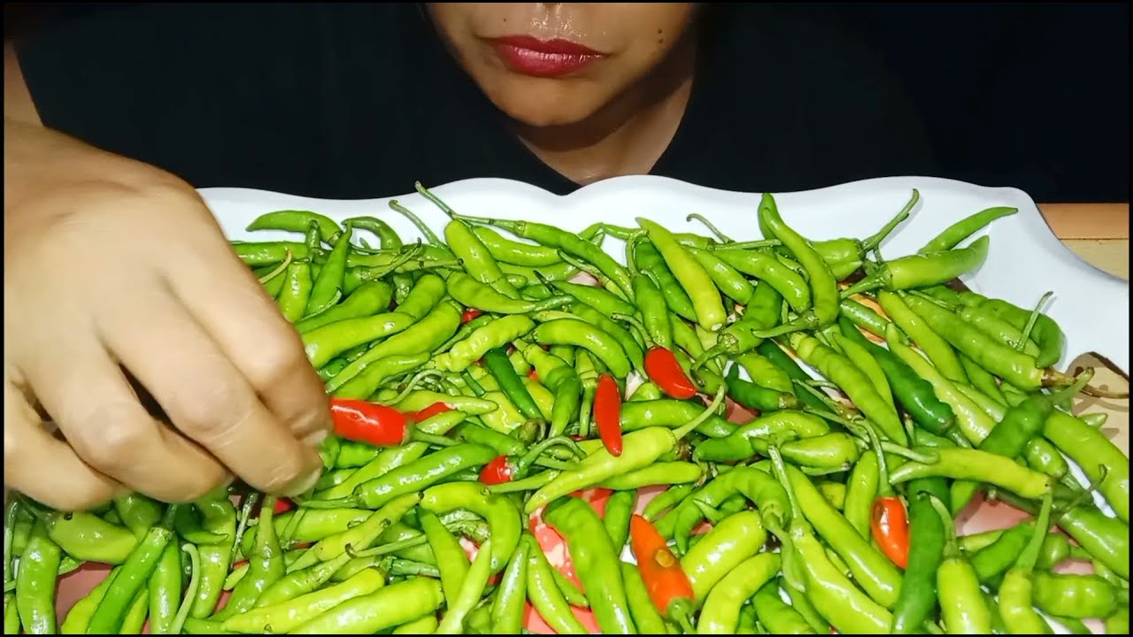 Hot Spicy Chillies Eating ASMR | Chilli Eating Mukbang Phle bar ...